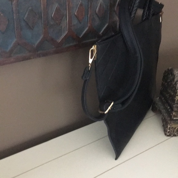 Bags | Trendy Flat Purse | Poshmark